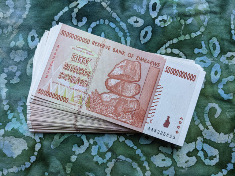 From trillions to dollars: Zimbabwe’s hyperinflation crisis - The Sudan ...