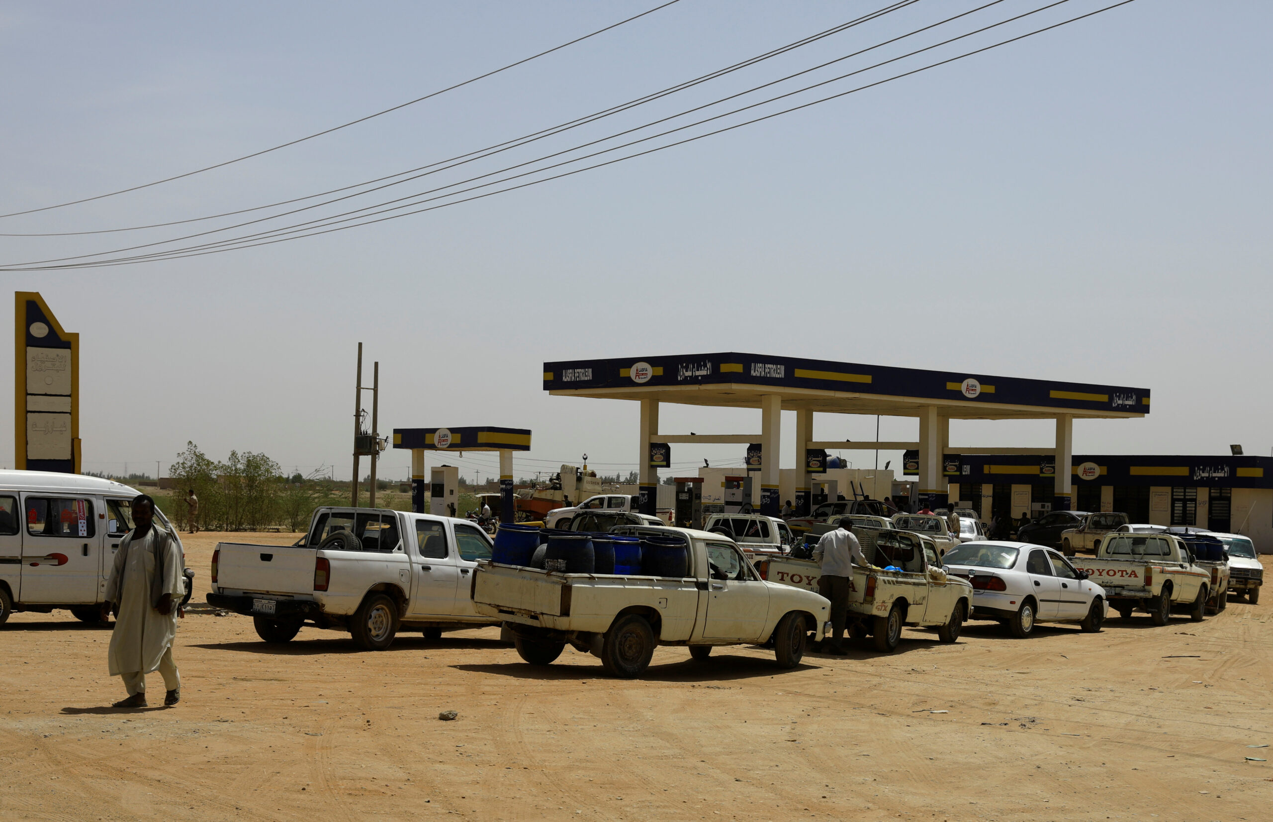 Burhan's junta alters gas rules, leaves supply chain uncertain